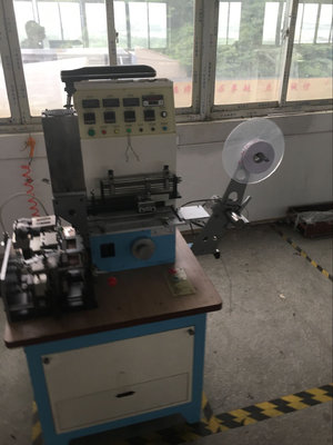 Ultrasonic And Automatic Automatic Ribbon Cutter For Printed Lables , Label Folding Machine