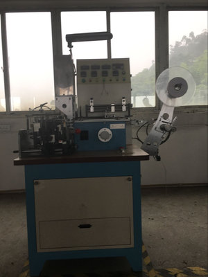 Ultrasonic And Automatic Automatic Ribbon Cutter For Printed Lables , Label Folding Machine