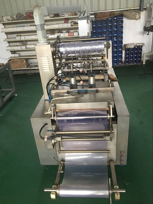 1500Kg Automatic Stacking Machine / Auto Ocerlapping Tray Making Machine