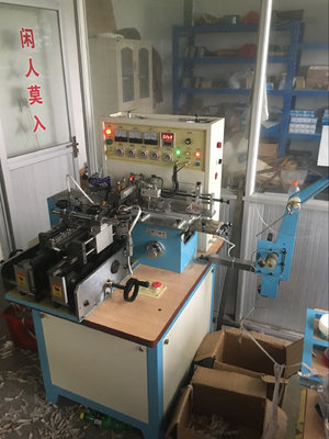 High Speed Label Folding Machine / Efficient Label Cutter Machine