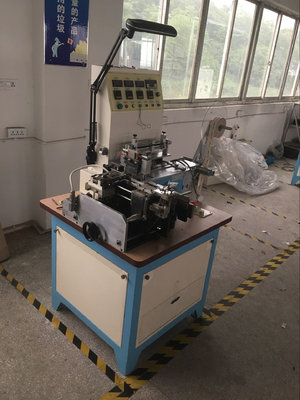 Professional Label Cutting And Folding Machine 220V/110VAC , Ribbon Cutter Machine
