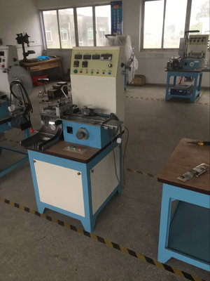 Non Woven Automatic Label Cutter Machine / Woven Label Cutter