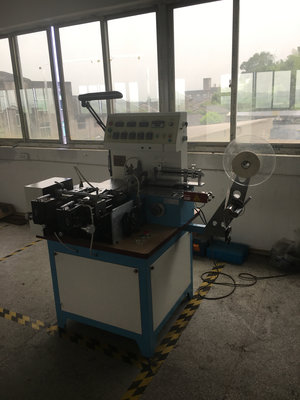 Cold Cutting Label Folding Machine Multifunction Hanging Fold
