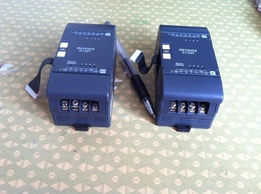 Authentic original Japan Keane KEYENCE programmable controllers, expansion module KV-E8X