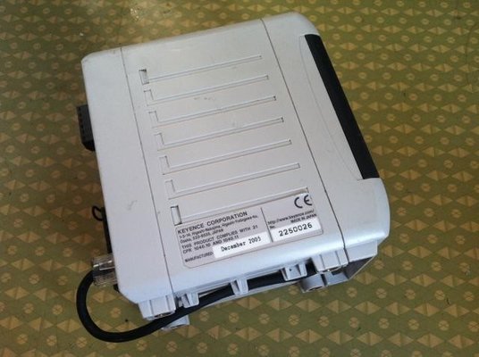 Genuine KEYENCE keyence high precision laser displacement detector controller LK-G3000