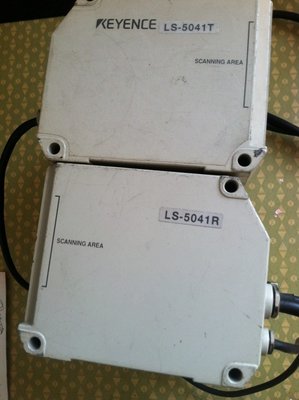 KEYENCE penetrating lasers to identify LS-5001 LS-5041T LS-5041R