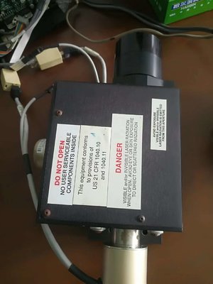 LASER DANGER GSI LUMONICS MODEL NO:ASSY XY3037 BE M3ST CO2  0304082 E00-7010226;Serial No:0304038