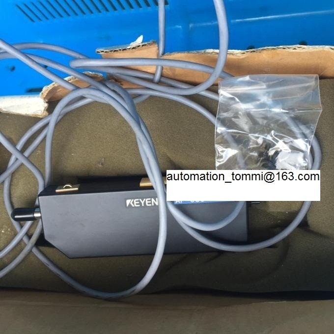 KEYENCE AF-030 box-type displacement sensor