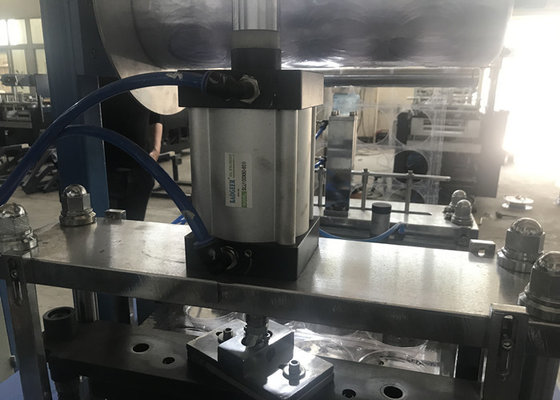 15-35 Cycles / Min Plastic Thermoforming Machine Integrates Heating Forming And  Punching