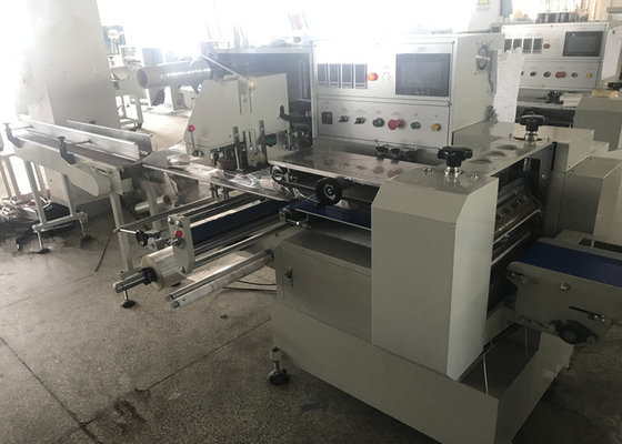 Top Sealing Horizontal Flow Wrap Packing Machine PE Film Belt Feeding