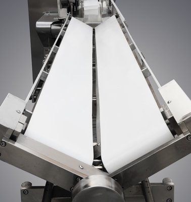 Shrinkable Film Pillow Wrapping Machine High Sensitivity Bottom Sealing Machine