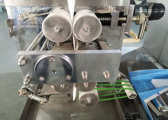 Wet Tissue Flow Pack Wrapping Machine Full Automatic Horizontal Type