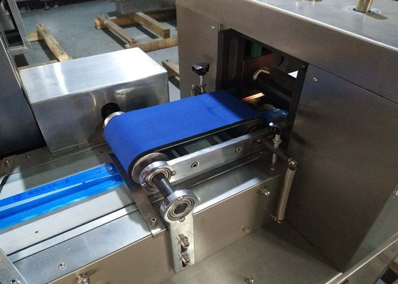 Wet Tissue Flow Pack Wrapping Machine Full Automatic Horizontal Type