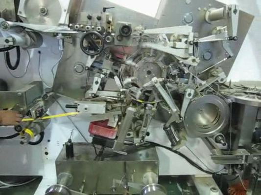 China Low Noise Tea Pouch Packing Machine , Lipton Full Automatic Tea Bag Packaging Machine supplier