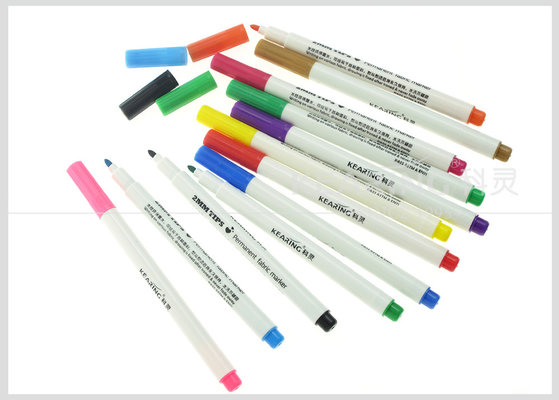 Colorful Non-Toxic Fabric Paints And Pens For Creating On Shoes / Hats / T Shirts With 2.0mm Fiber Tip #FM20