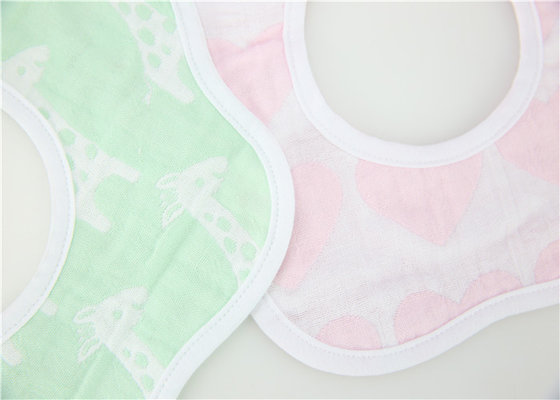 2pk Jacquard Milk Feeding Bibs , Wipeable Baby Boy Dribble Bibs High Wter Asorption