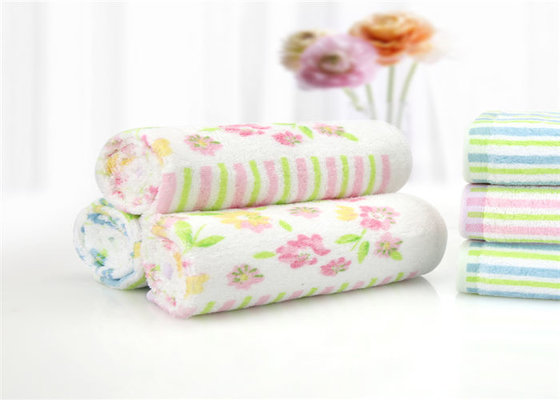 Comfortable Smooth Baby Face Towel For Infants Anti - Hook Rinses Easily