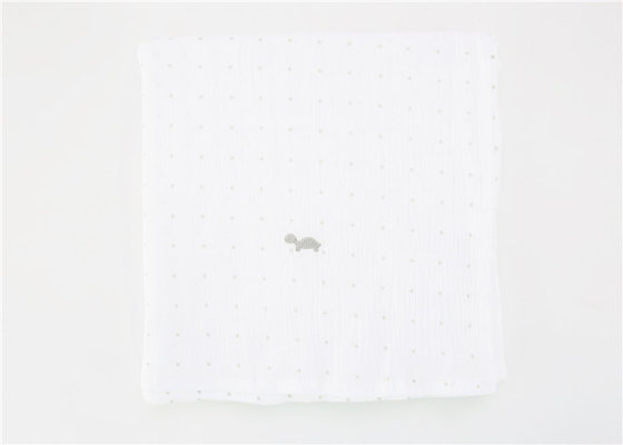 Lovely Pattern Baby Wrap Blanket For Keepiing Warm Good Water Absorption