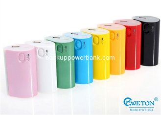 China iPhone / Samsung Smartphone External Backup Emergency Mobile Charging Power Bank supplier