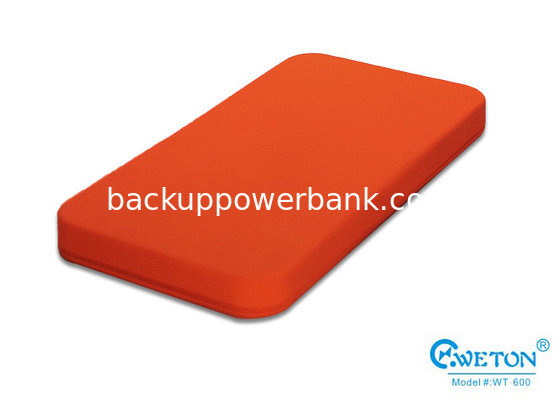Mobile phone Lithium Polymer Solar Power Charger / Powerbank 5000 mAh supplier