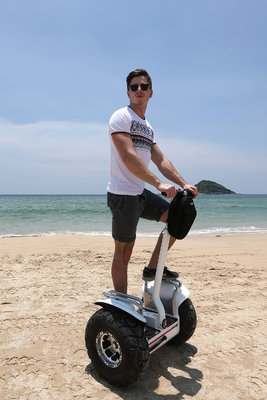 19 inch Electric Scooter Off-road Self Balancing Scooter/Segway For Adults With Brush DC Motor supplier
