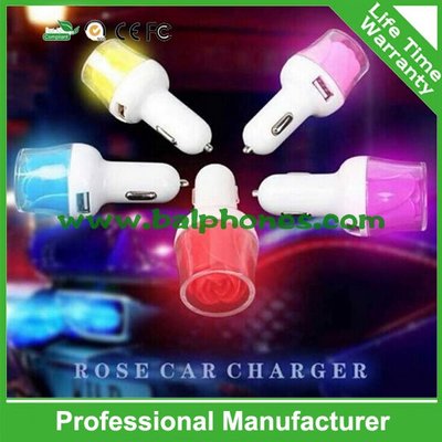 Dual car usb charger with rose lighting . 2 USB car charger with rose indicator