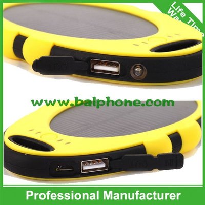 2015 Newest Colorful Water/dirt/shock proof 5000mah Portable Solar Powerbank with two USB
