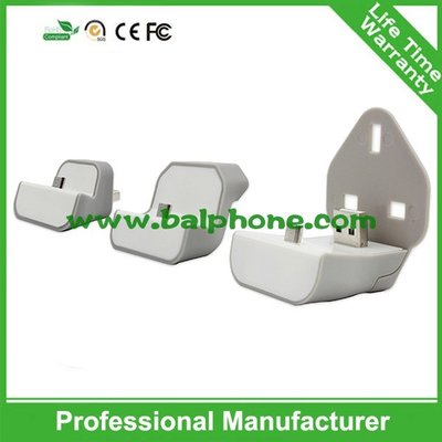 2015 New design USB wall charger with mobile phone holder