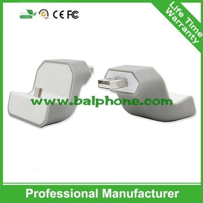 2015 New design USB wall charger with mobile phone holder