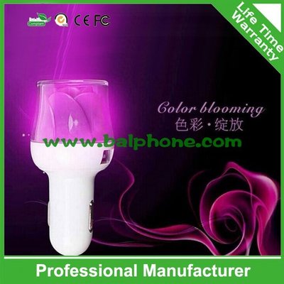 Dual car usb charger with rose lighting . 2 USB car charger with rose indicator