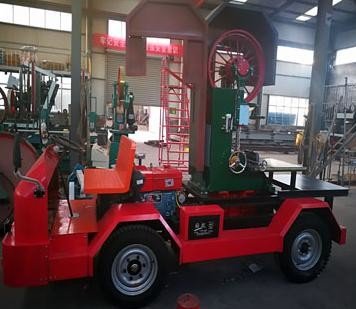 Mobile Diesel Powered Vertical Band Sawmill
