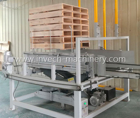 Stringer Pallet Nailing Machine