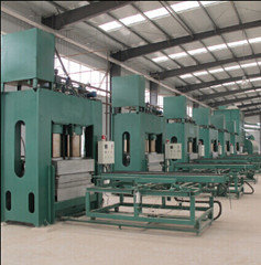 Compressed Wood Pallet Machine