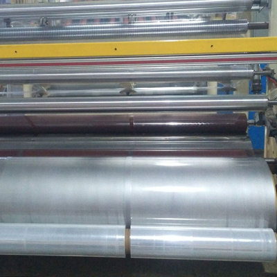 LDPE stretch film 25mic black manual film 5kgs net weight good elongation stretch film supplier