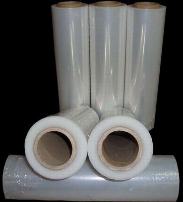 LDPE stretch film 15mic white manual film 5kgs net weight good elongation stretch film for pallet supplier