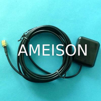 1575.42 MHz 28 DBi GPS Patch Antenna For Security And Tracking System
