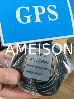 1575.42 MHz 28 DBi GPS Patch Antenna For Security And Tracking System