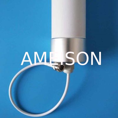 698-2700MHz High Gain Omnidirectional Antenna , 8dbi Full Band Outdoor Antenna