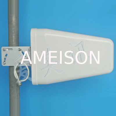 Dual Band Log Periodic Yagi Antenna LOW PIM 9dBi 806~960/1710~2700MHz