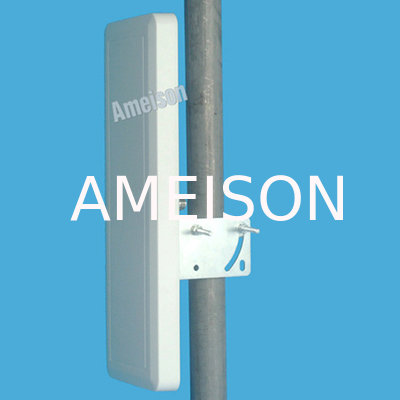 Dual Polarized Directional MIMO LTE 2600 Sector Panel Antenna 2500 - 2700 MHz 15 DBi