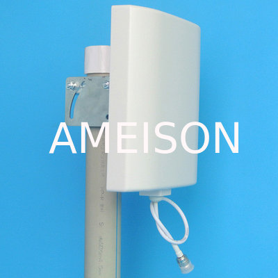 Outdoor 10dBi Flat Panel 1.2ghz Patch Antenna Vertical Polarization