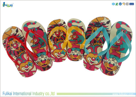 Colorful Ladies Rubber Flip Flops Heat Transfer Printing For Outdoor