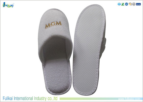 Anti - Slip Dots Hotel Room Slippers White Flip Flops Sponge Heel