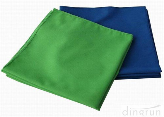 Soft Plush Microfiber Towels , Ultra Compact Towels For Travelling
