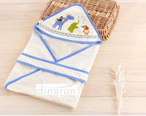 100% Cotton Cozy Custom Baby Hooded Towels For Bath , Animals Pattern