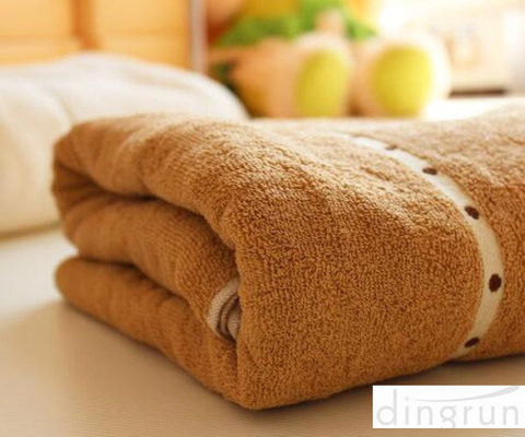 Thickening / Widened Pure Cotton Bath Towels Brown Colors Various Designs