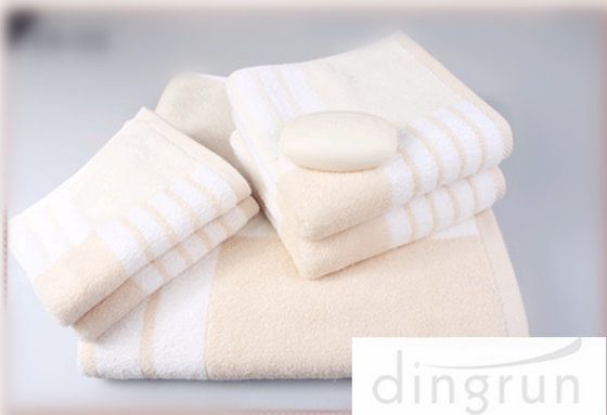 Pure Cotton Face Towels For Sensitive Skin Breathable Environmentally Friendly