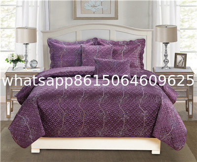 Embroidery Quilts with Sequins Brushed Microfiber Fabric Filling Polyester