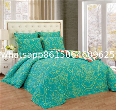 Printed Comforter Set 6pcs Reversible Bedding Set Floral Design King Size Pink color