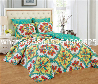 Printed Comforter Set 6pcs Reversible Bedding Set Floral Design King Size Pink color